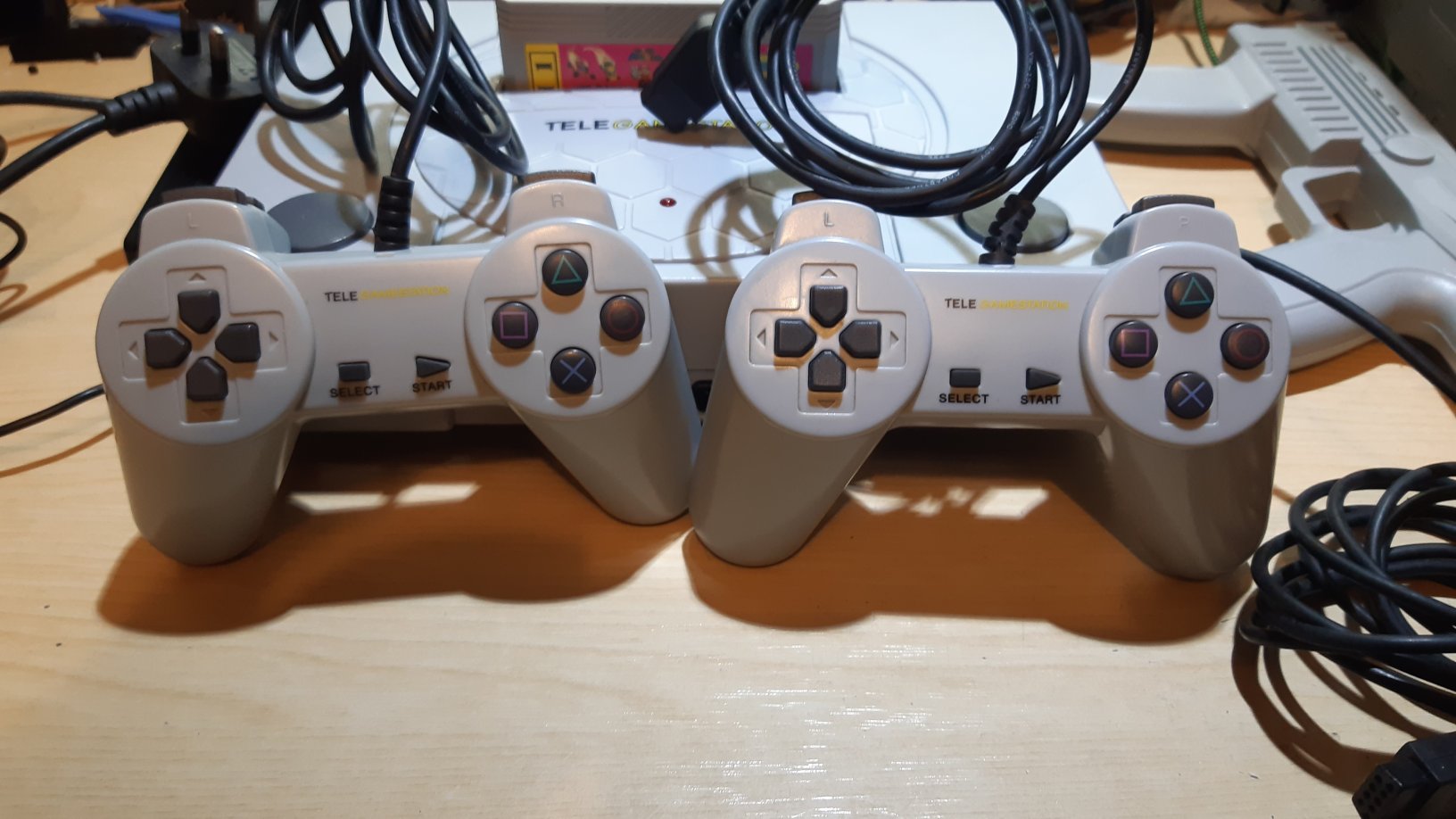 AAPRO Your IT Land computer parts. TELEGAMESTATION SG2001 FAMICLONE PAL ...